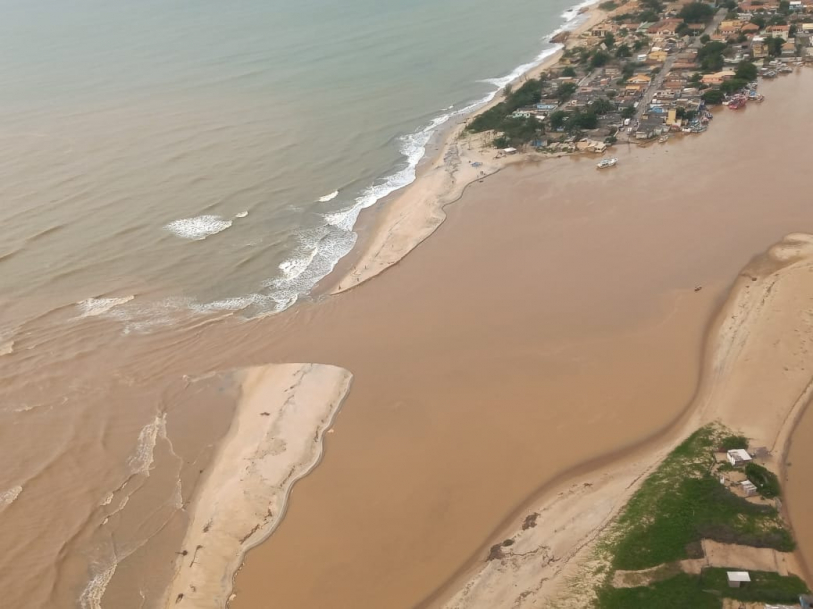 Foz do rio Paraíba do Sul voltou a abrir em Atafona Folha1 - Na Foz