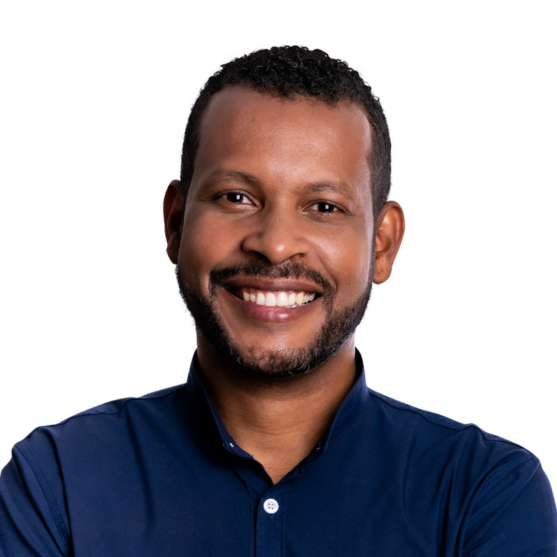 Vereador Leon Gomes fecha a semana do Folha no Ar Folha1 ...