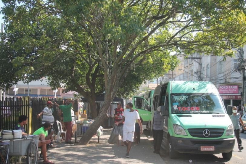 Embarque e desembarque de passageiros de vans para Goitacazes será na ...