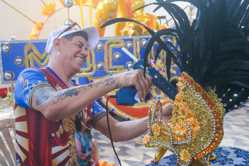 Avenida XV de Novembro sedia Mini Carnaval fora de época sexta-feira e ...