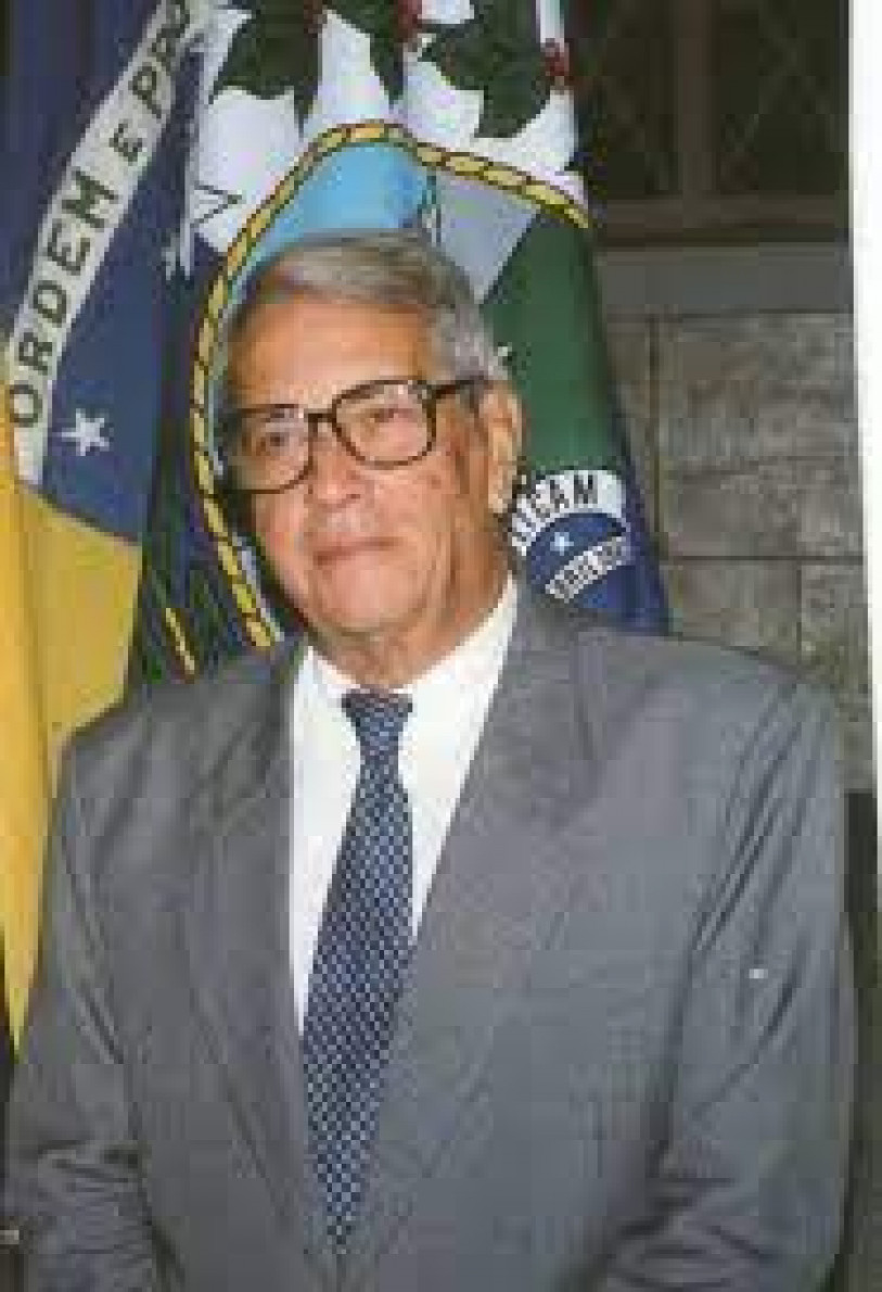 O fino humor de Raul Linhares Folha1 - SauloPessanha