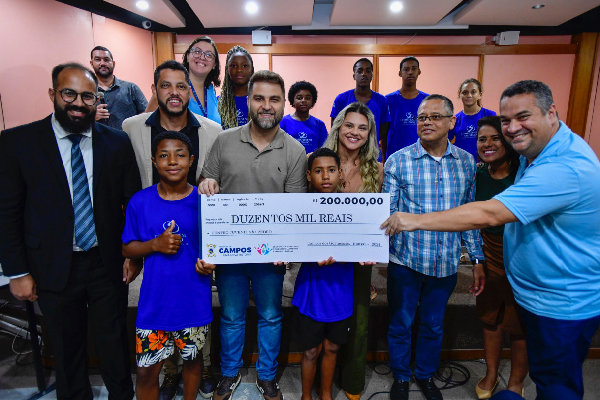 Instituições de Campos recebem cheques simbólicos de verba de custeio ...